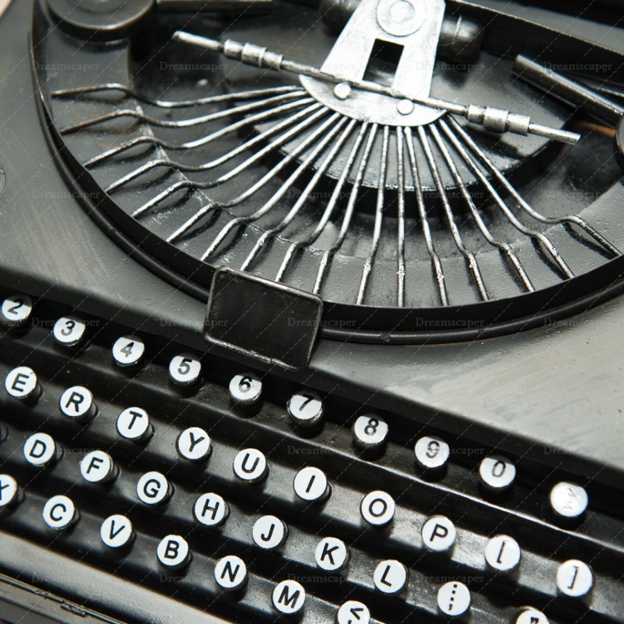 Vintage Typewriter Prop | Decor Rental Singapore Dreamscaper.sg